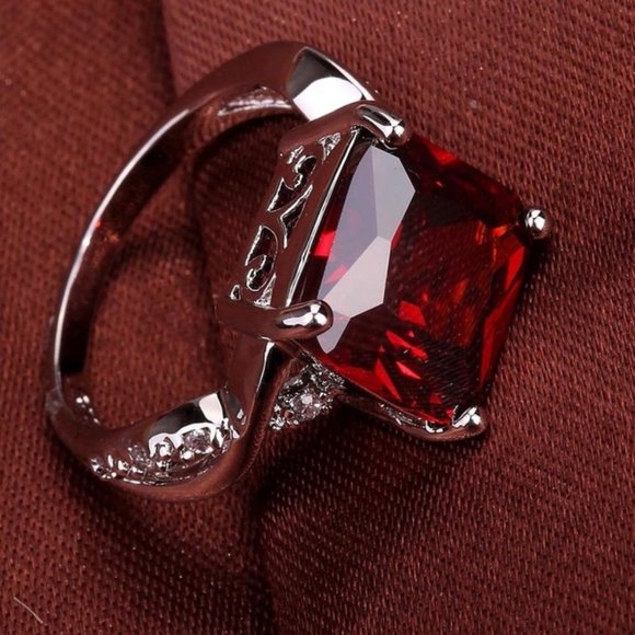 Lakeview Apparel | Jewelry | 3ct Red Ruby Diamond Square Silver ...